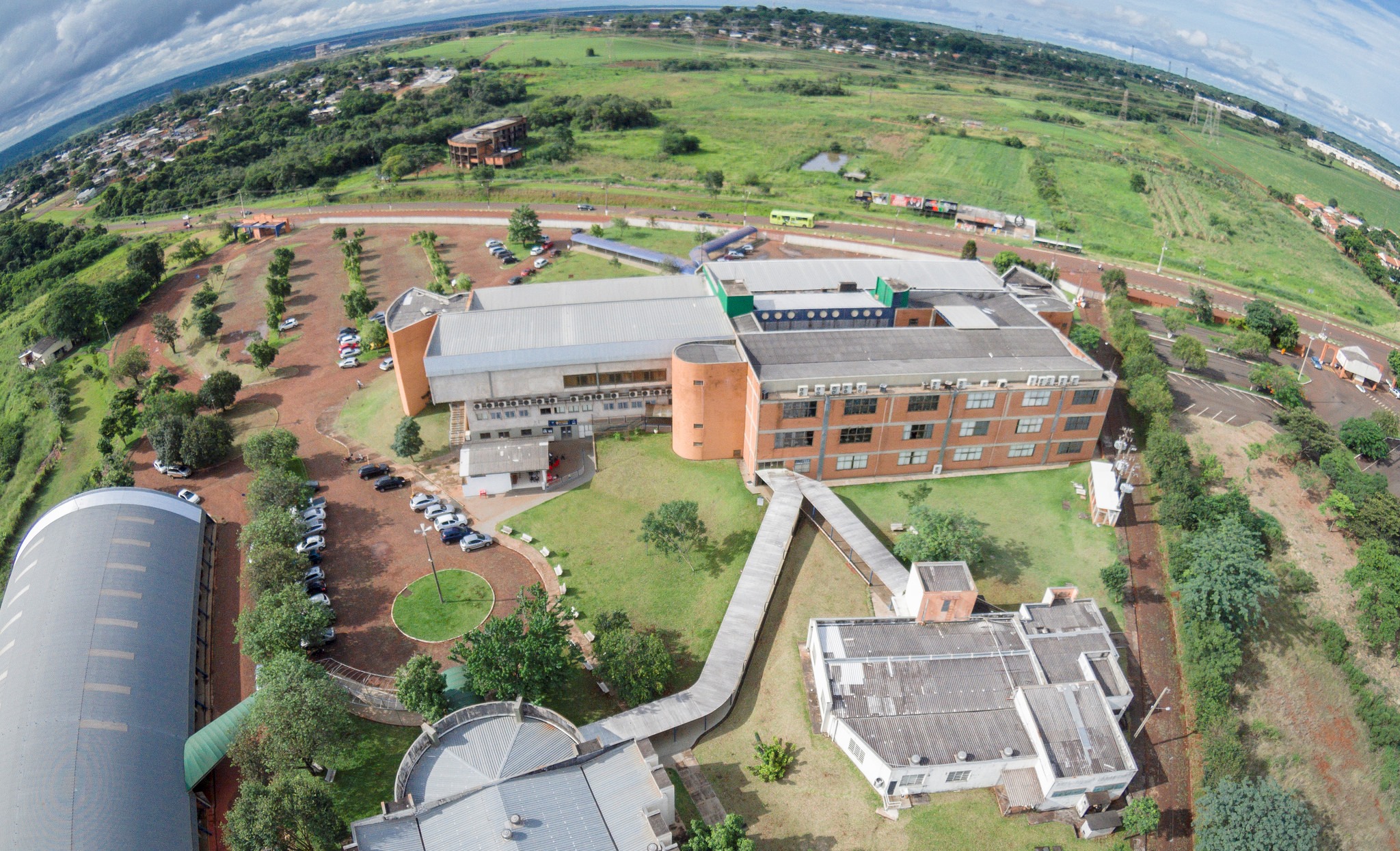 Edital da Unila abre vagas para professor visitante