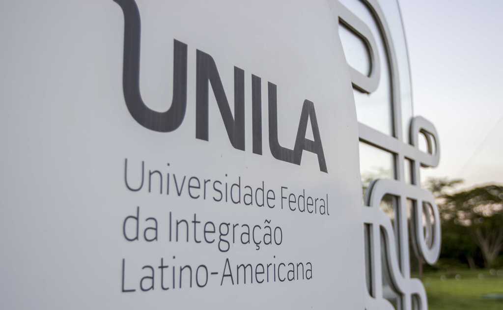 Unila abre seleção de professores em Foz do Iguaçu