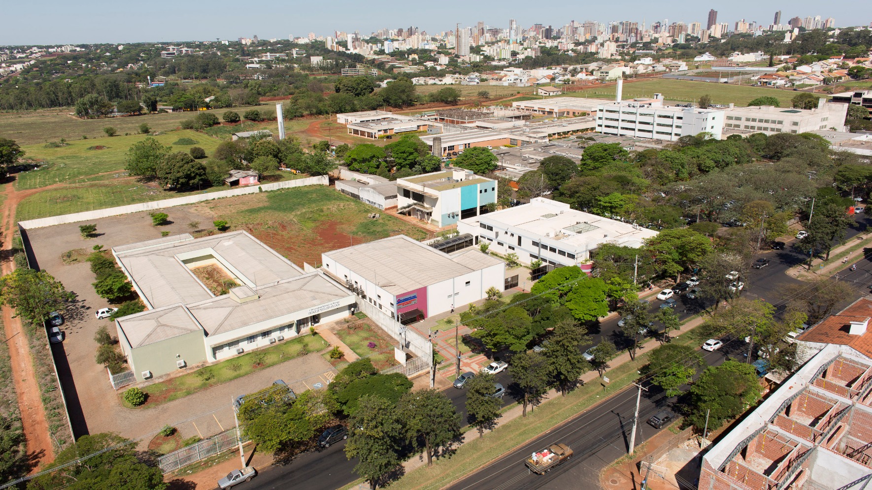 UEM lança edital para professores da área médica